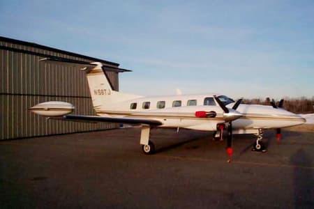 PIPER CHEYENNE II: Udlejning af privatfly - AEROAFFAIRES