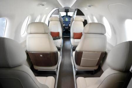 PHENOM 300 - Location jet privé - AEROAFFAIRES