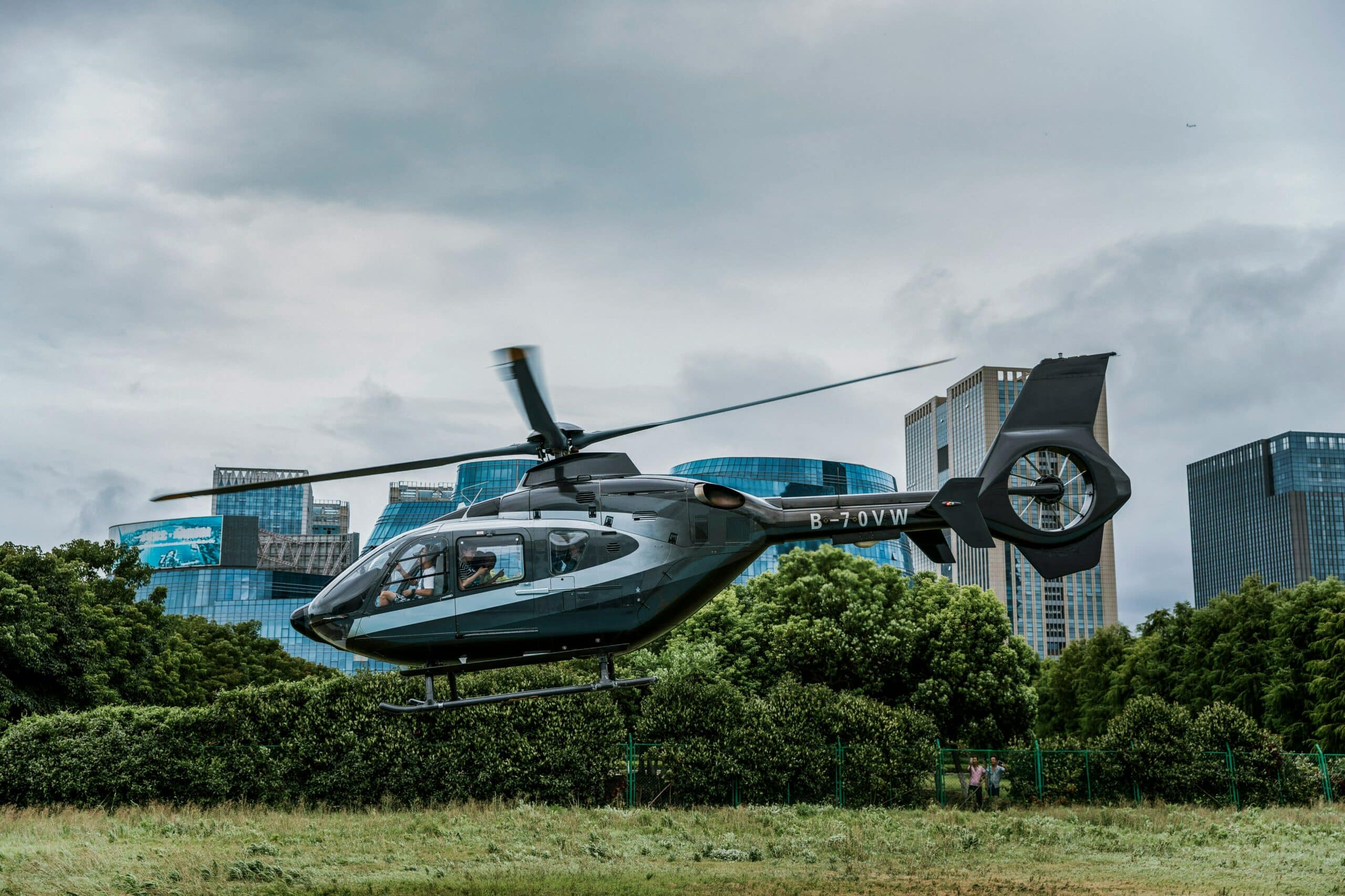 Eurocopter/ Airbus EC 145: Helicopter Rental - AEROAFFAIRES