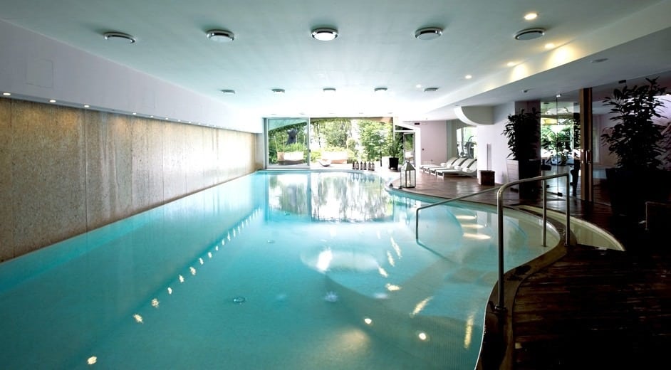 Envie de remise en forme ? Louer un jet privé pour l'hôtel Albereta en ...