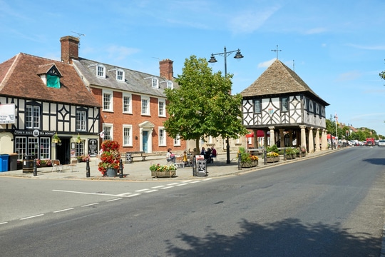 Lyneham : location de jet privé - AEROAFFAIRES