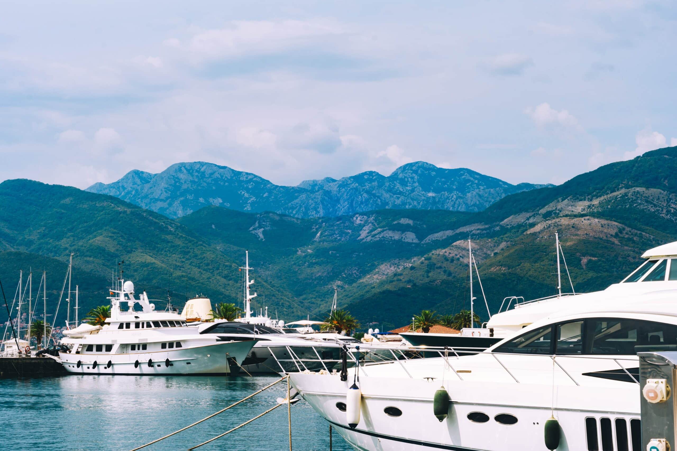 Tivat : location de jet privé - AEROAFFAIRES