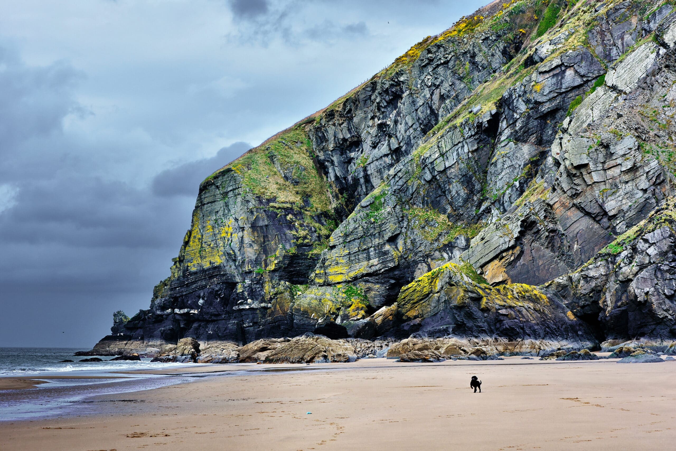 Private jet hire in Aberporth - AEROAFFAIRES