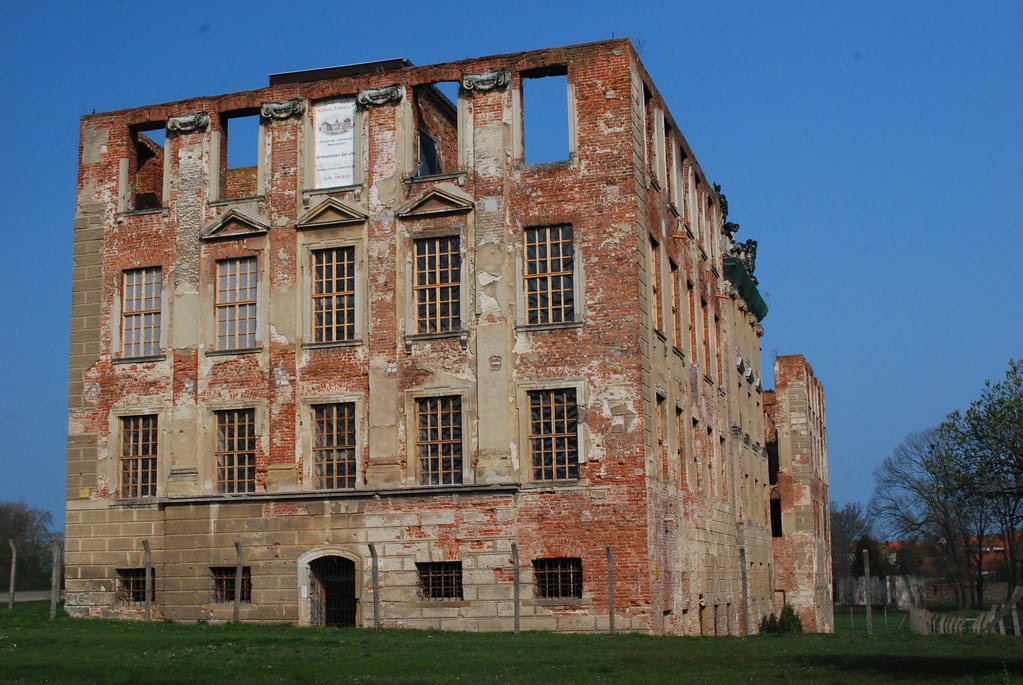 Private jet rental in Zerbst - AEROAFFAIRES